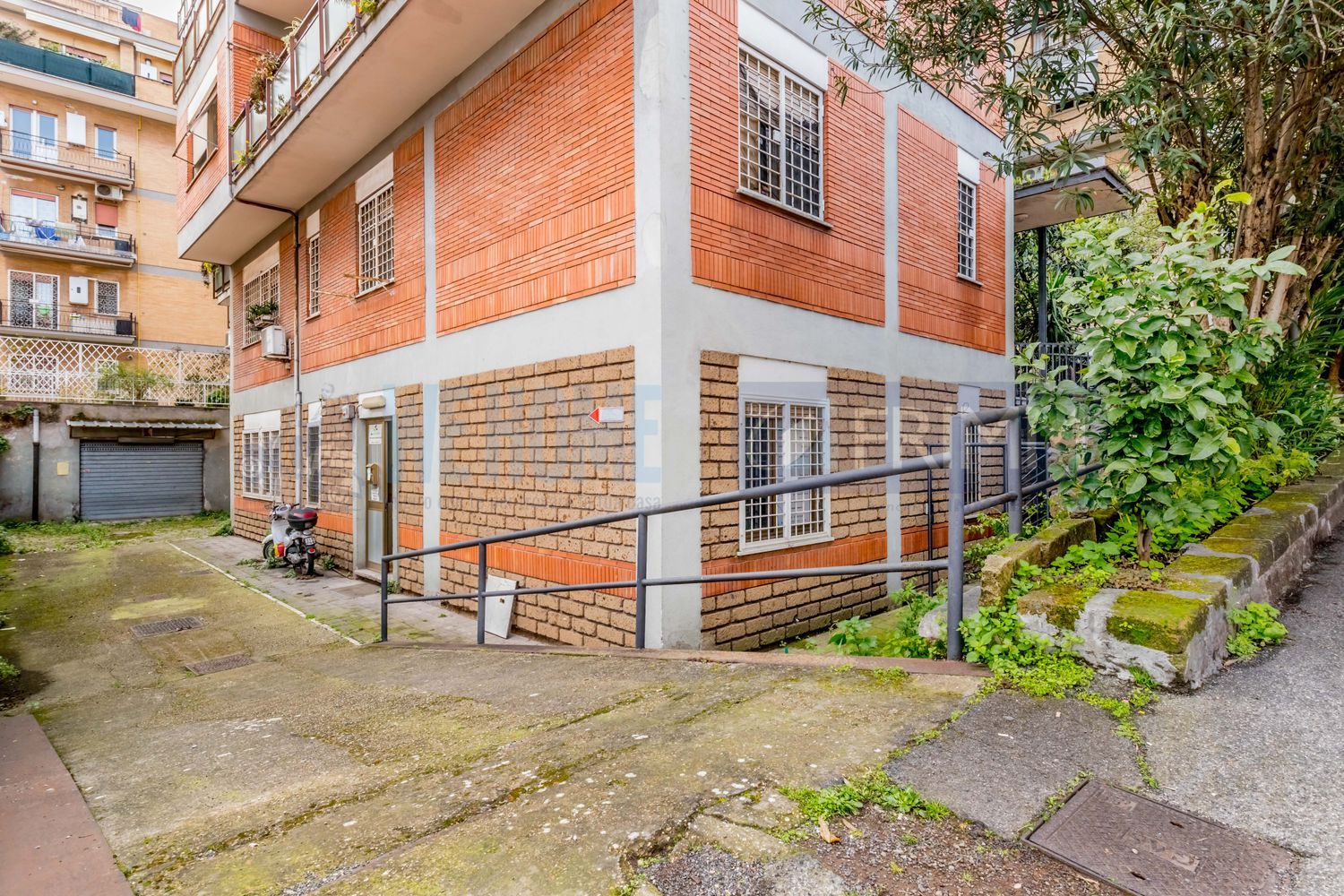 Ufficio in vendita a Roma in via di pietralata 198 - aniene - collatino ...