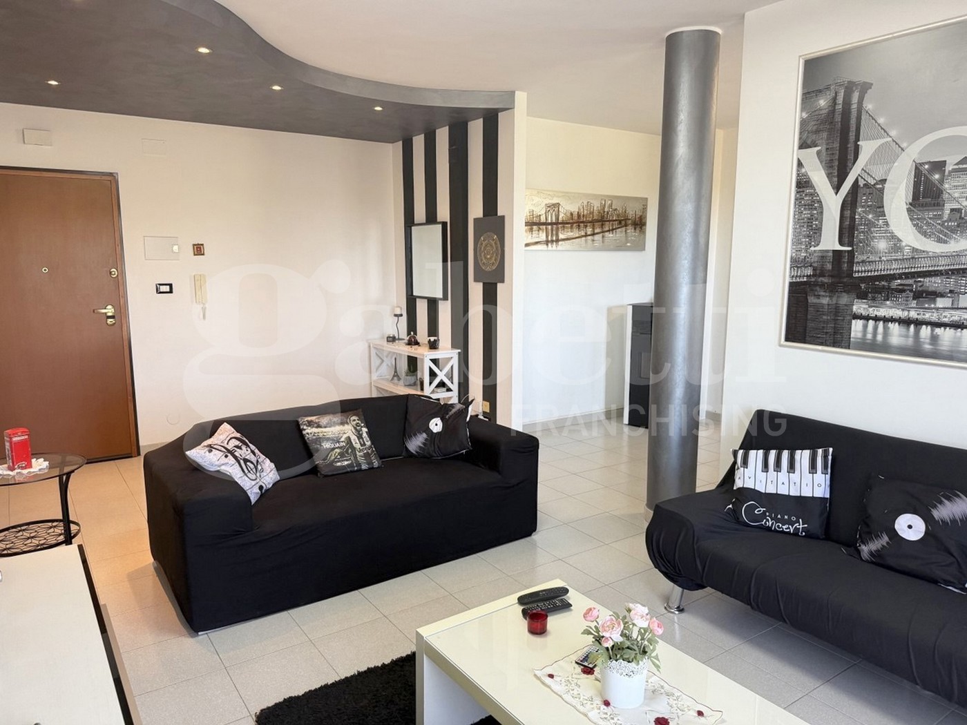 Appartamento in vendita con posto auto coperto a Termoli, 3 locali, 90 ...